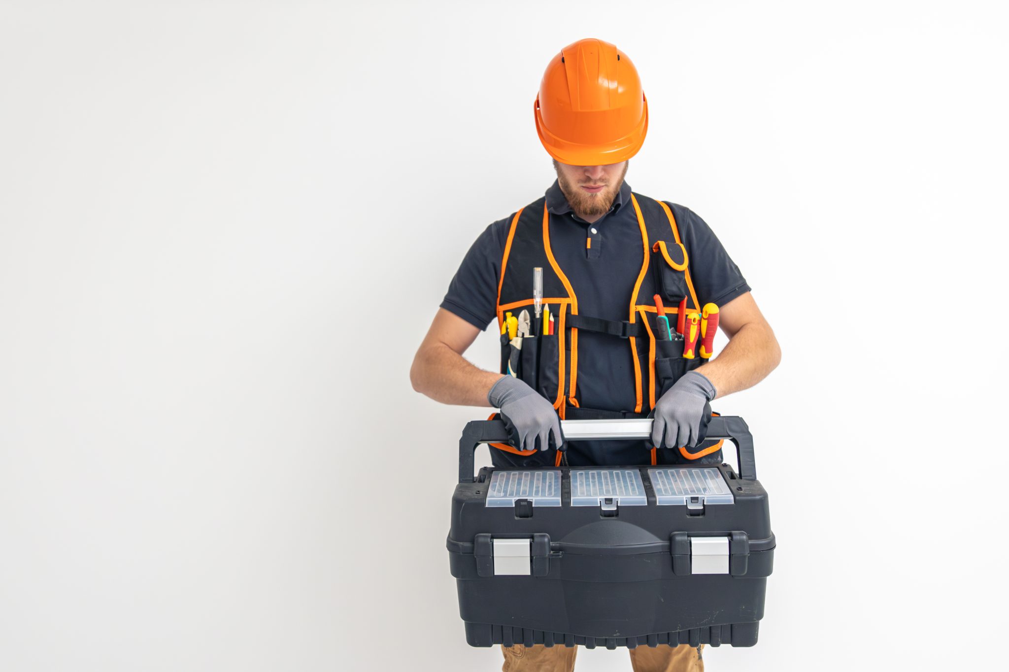 Inverter Battery Lifespan: Identifying When It’s Nearing the End - SOROTEC